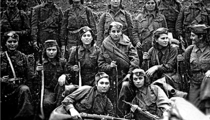 ΤΟ ΤΕΛΟΣ ΤΗΣ ΧΑΜΕΝΗΣ ΕΠΑΝΑΣΤΑΣΗΣ – Η ΚΟΚΚΙΝΗ